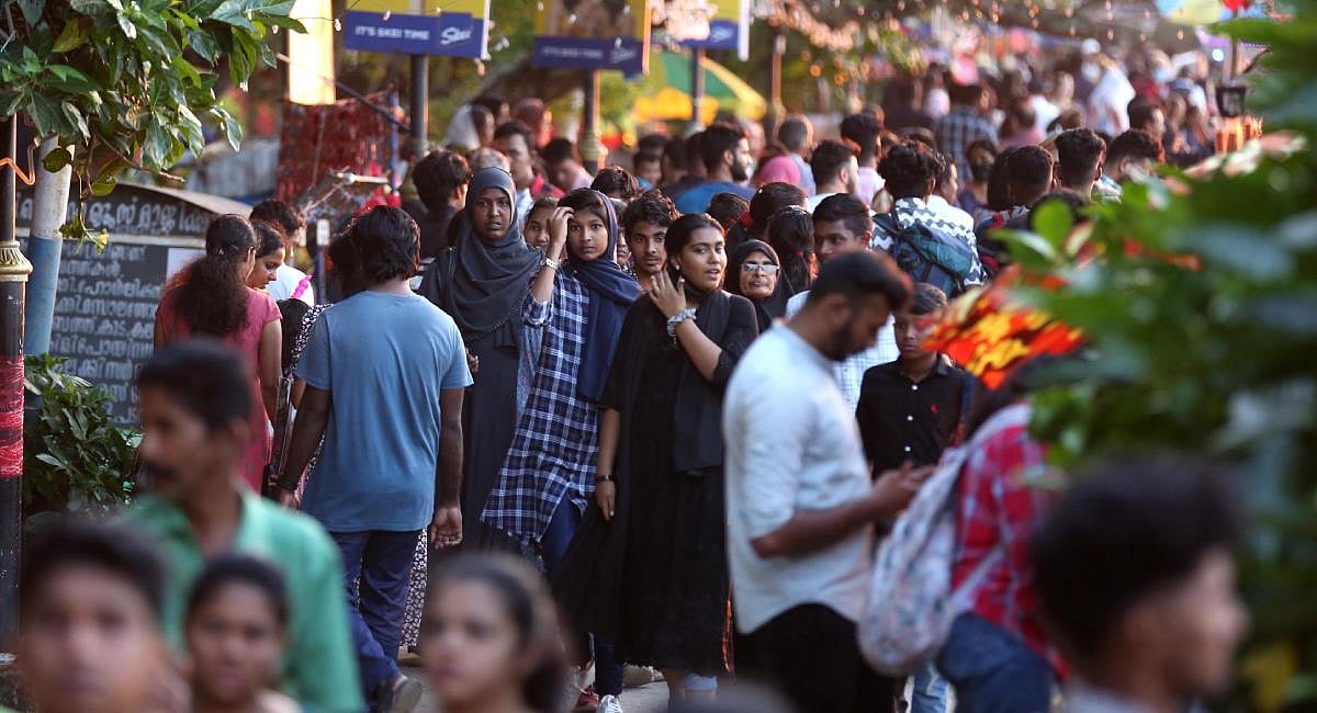 Overcrowding a worry, state to study ‘carrying capacity’ of major getaways