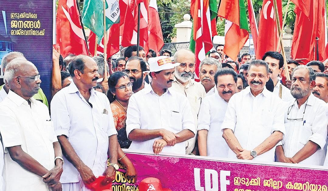 LDF takes out march to Raj Bhavan against governor holding up Land Bill