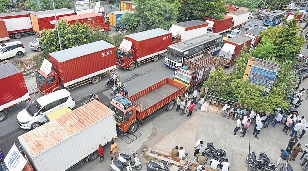 Commercial, public vehicles off roads as 48-hour transport strike ...