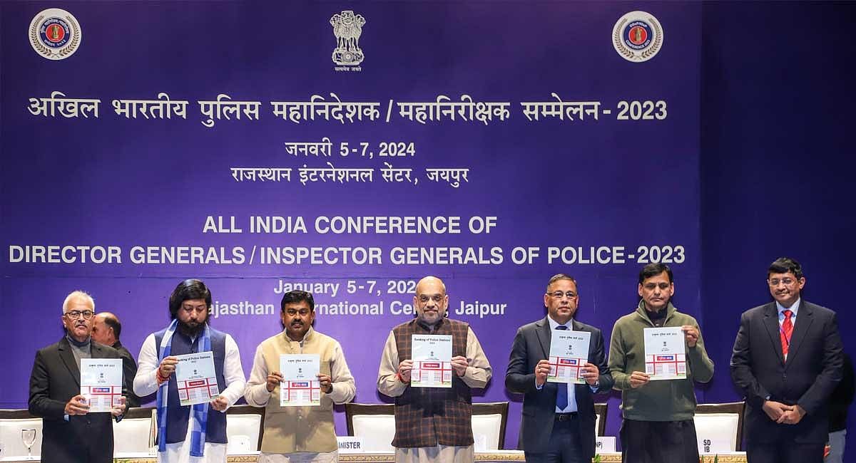 Link databases, adopt AI: Shah to top police officers