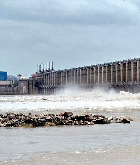 Jurala continues to get good inflows