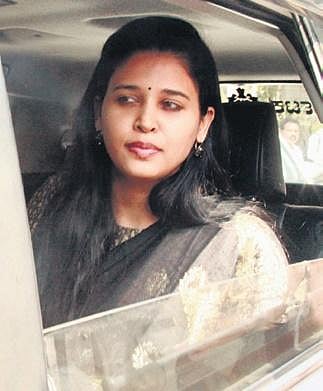 Karnataka IAS officer Rohini Sindhuri files defamation suit against IPS Roopa D Moudgil