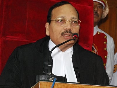 Won't order listing of case on same day unless someone to be hanged: Justice Surya Kant