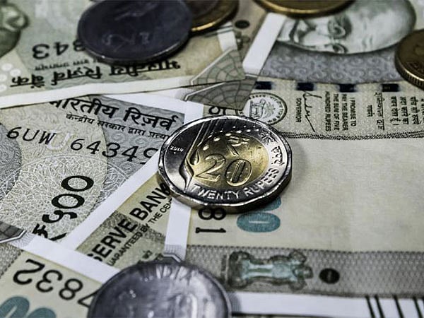 Indian forex reserves plunge by 9.3 billion dollar, rupee gains 4 paise ...