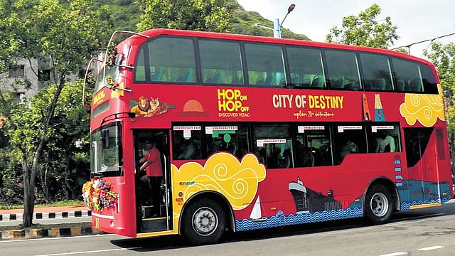 CM Naidu launches hop-on hop-off electric tourist buses in Vizag ...