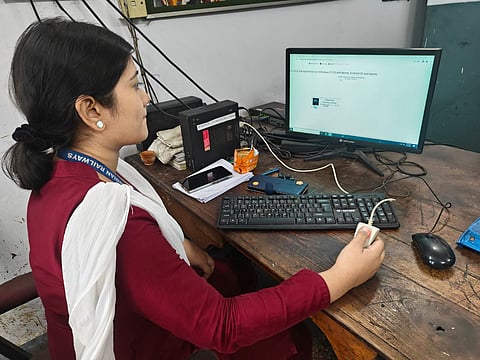 Indian Railways rolls out biometric sign-on system for TTEs