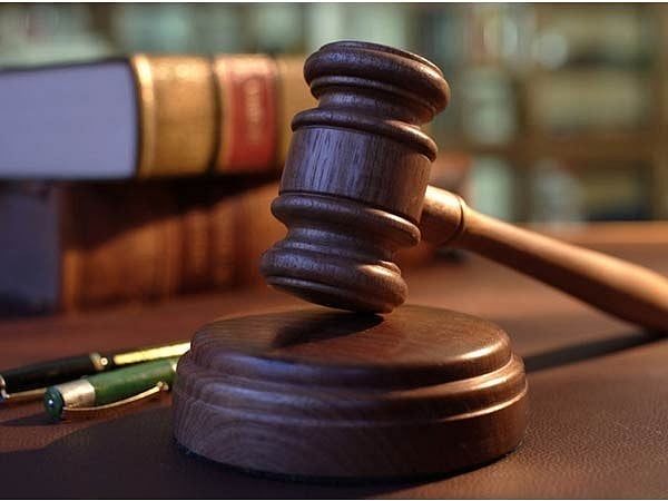 Madras HC orders removal of canteen in Coastal Regulation Zone in two weeks