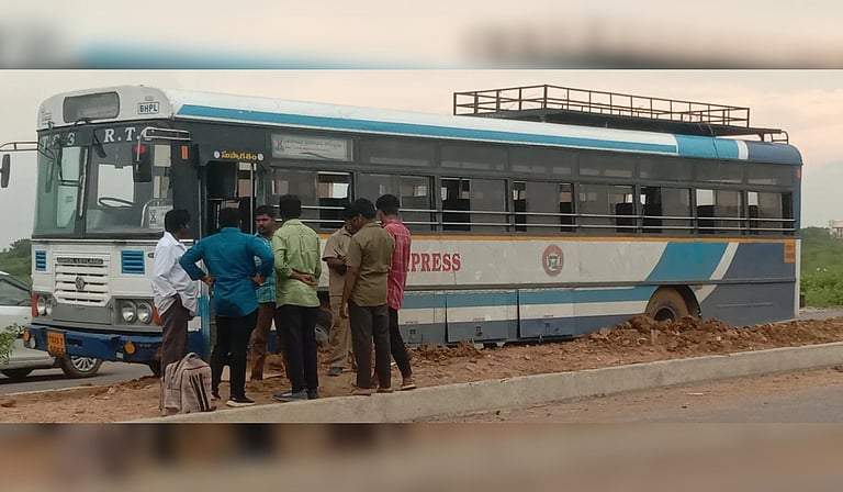 Telangana State Road Transport Corporation to ply 7,754 special buses ...