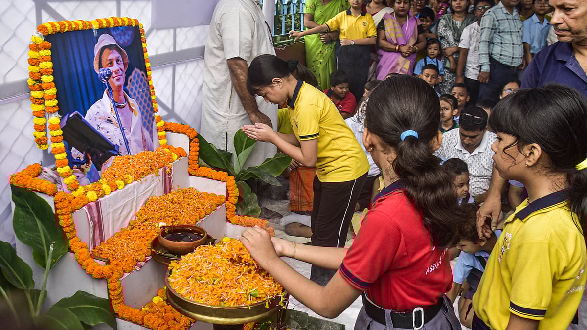 Assam CM to receive singer Zubeen Garg's body in Delhi, declares three-day State mourning