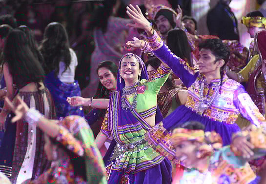 Garba row in MP: Muslim clerics urge youth to avoid Garba amid rising ...