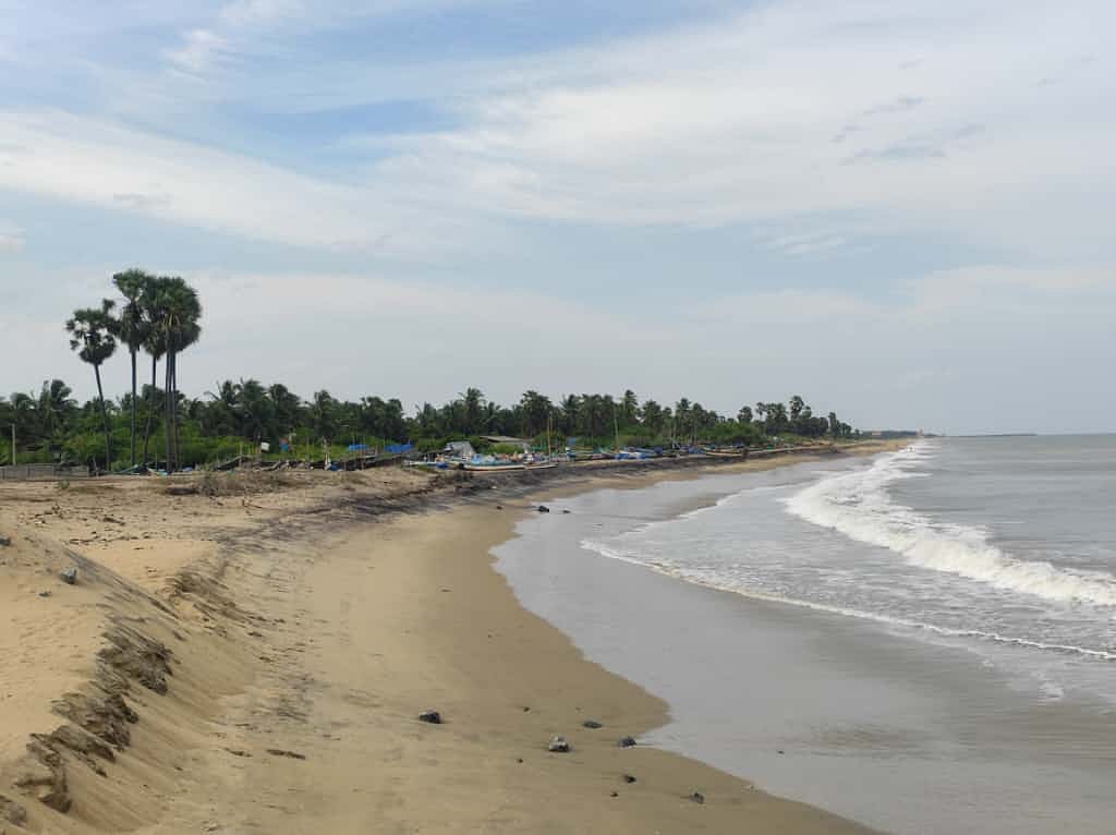 Alarmed at coastal erosion, Chandirapadi fishers seek installation of ...