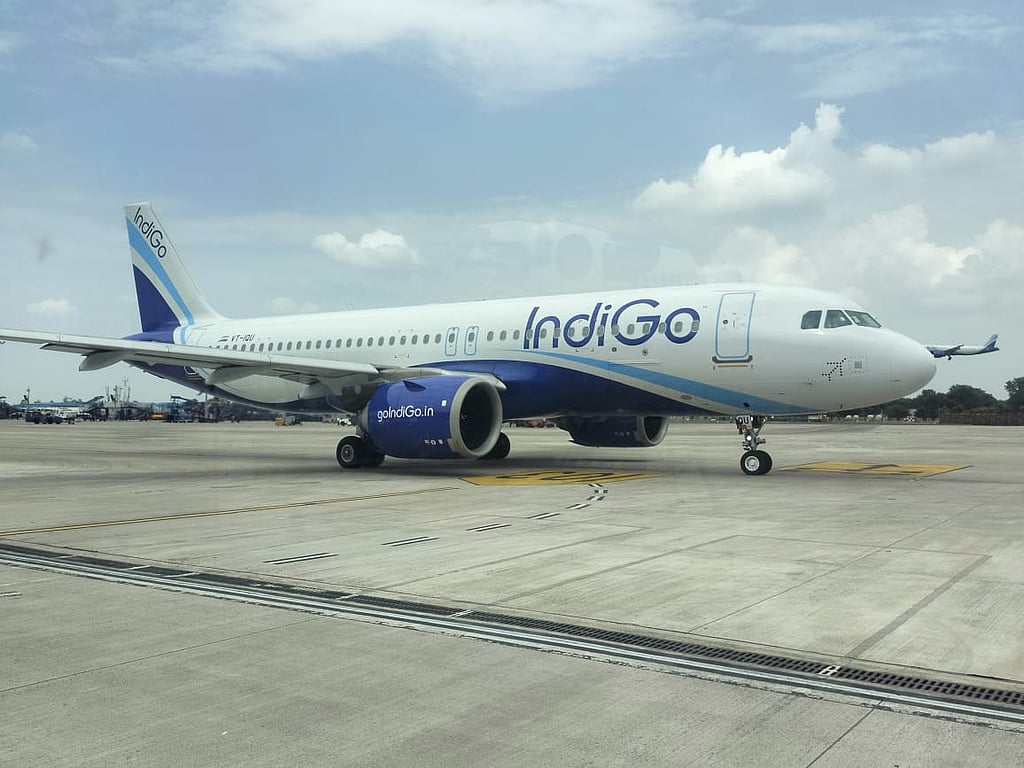 Windshield of Chennai-bound Indigo aircraft cracks mid-flight; second ...