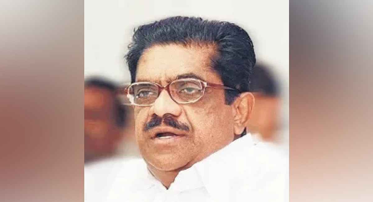 KPCC revamp: Sudheeran communicates protest to Deepa Dasmunsi