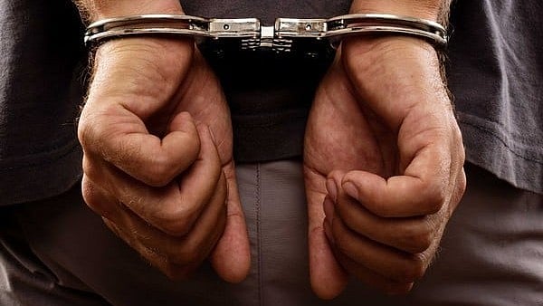 Odisha man, aide arrested for posing as government officials ...