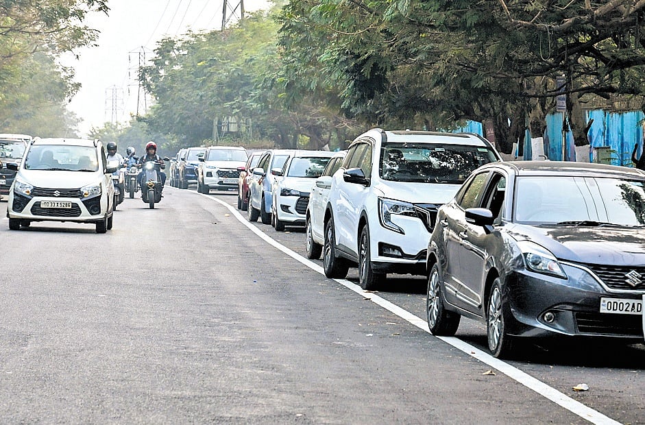 Ban on parking sans alternatives sparks concern
