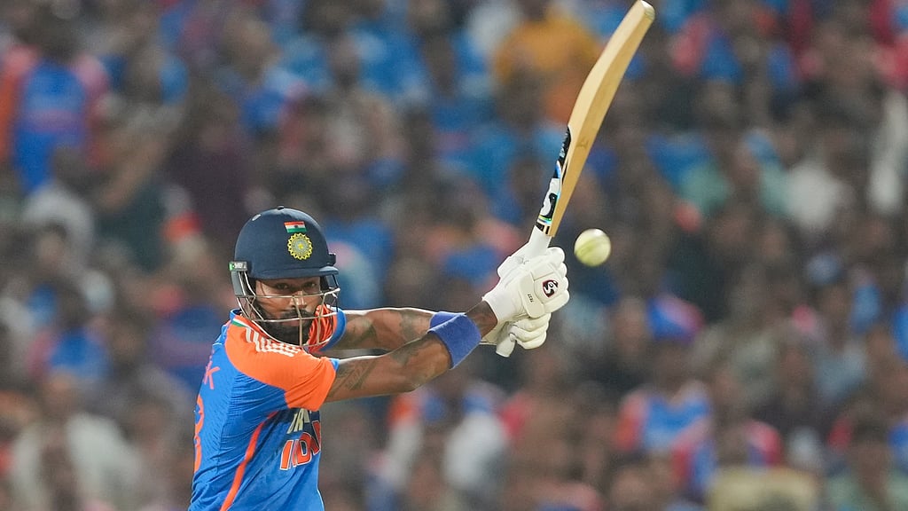 Hardik Pandya back in India squad for T20s against South Africa