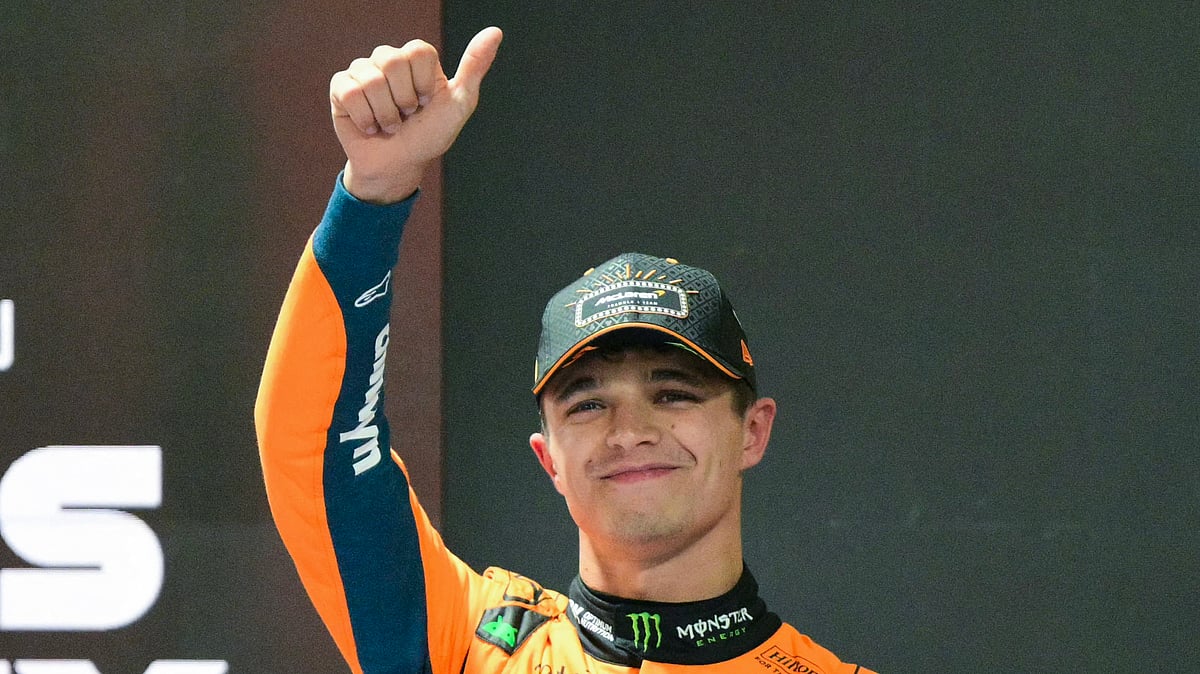 Norris faces nerve-shredding three-way scrap to claim maiden title