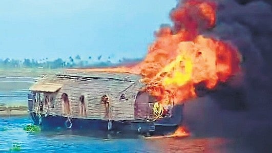 Houseboat accidents spark concerns in Kerala’s much-touted tourism hubs