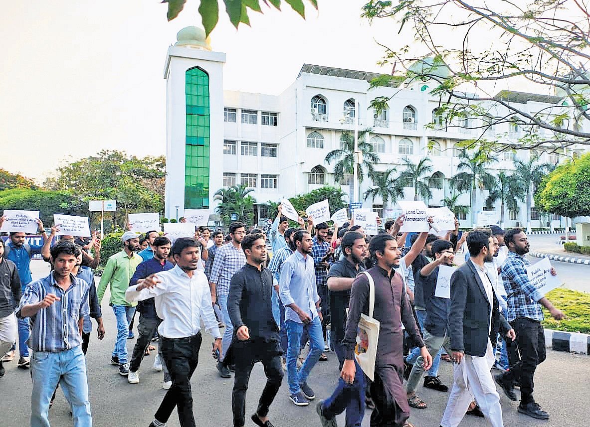Protests erupt at MANUU over government's bid to reclaim 50 acres of ...