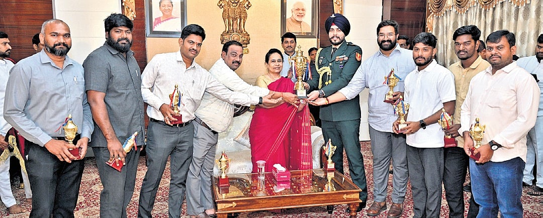 Andhra First Lady honours sports champions at Sankranti festival