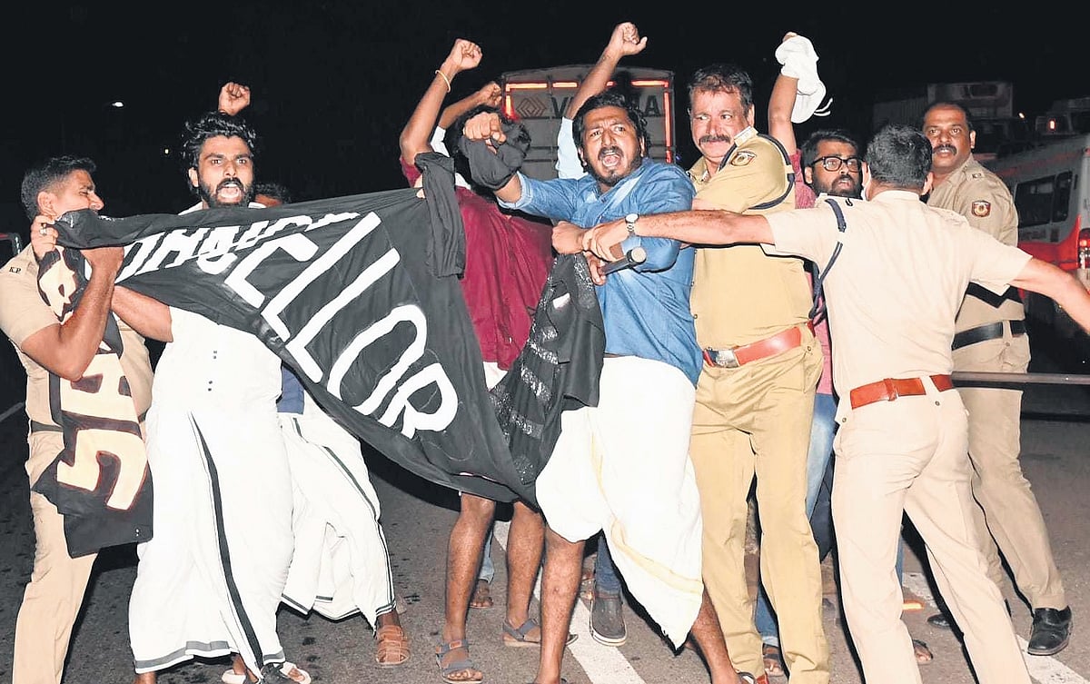 Cops out, inner perimeter security of Kerala Governor CRPF’s job