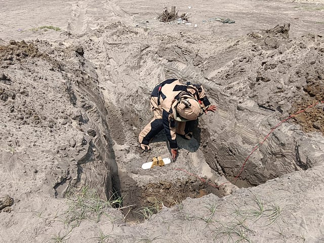 Bomb squad disposes of submarine tracker that washed ashore near Sirkazhi