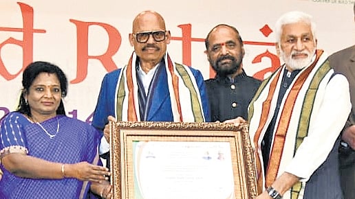 Vijayasai Reddy gets Sansad Maharatna Award