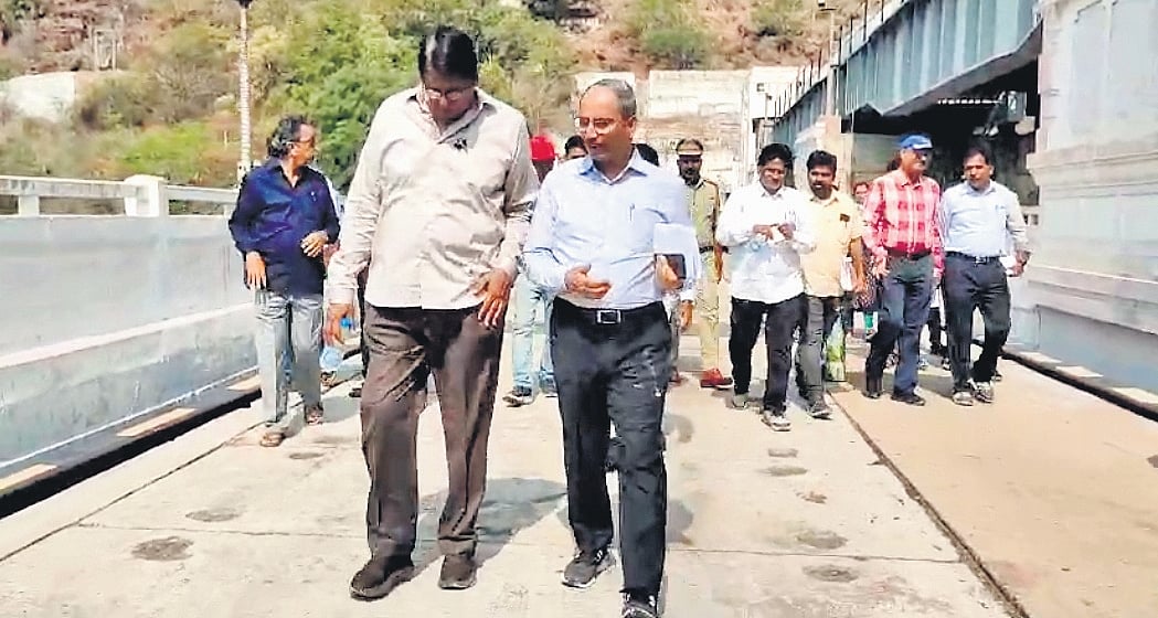 NDSA and CWA experts inspect Srisailam dam