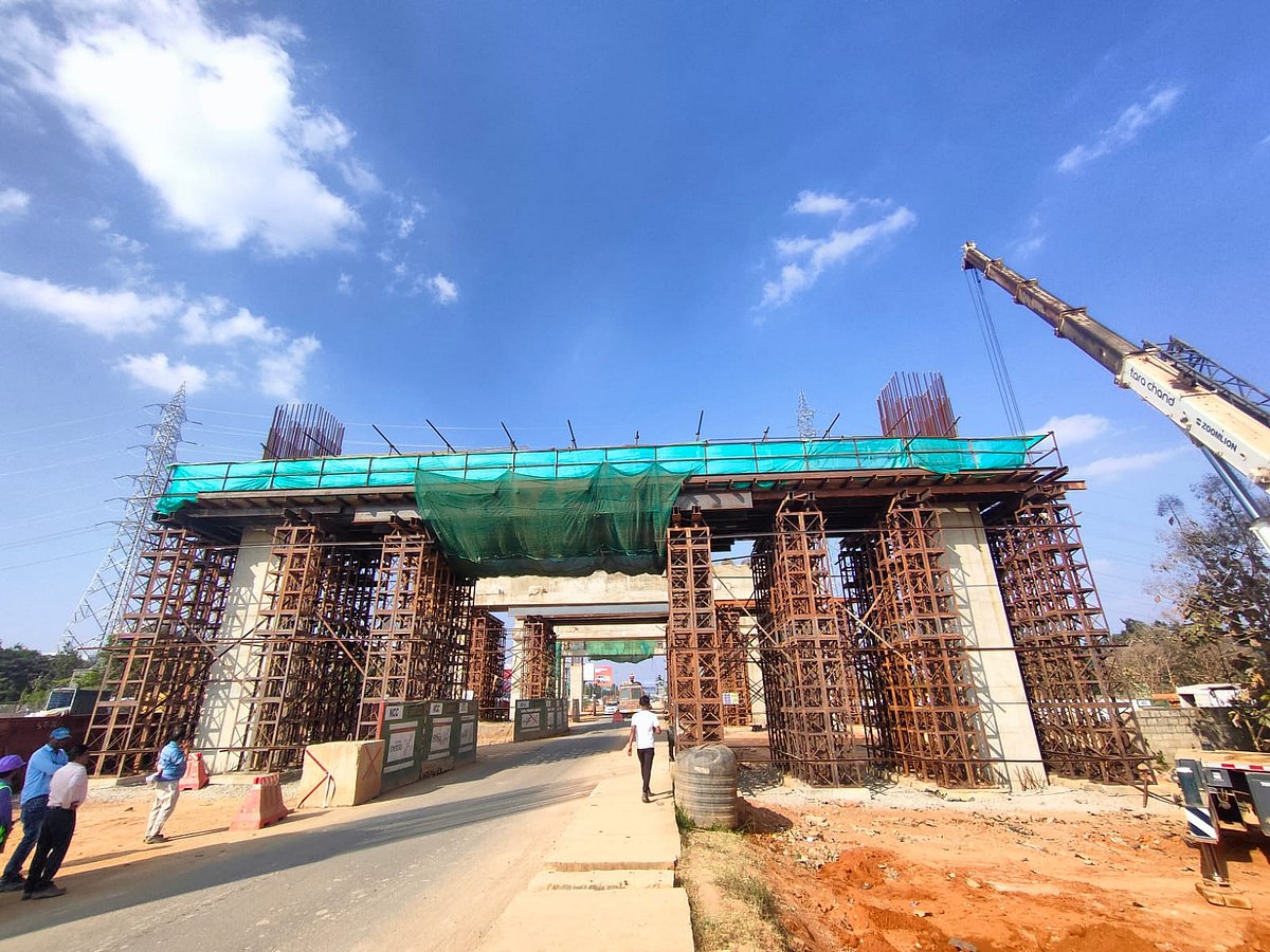 Presence of electrical line brings construction work on Bengaluru Metro ...