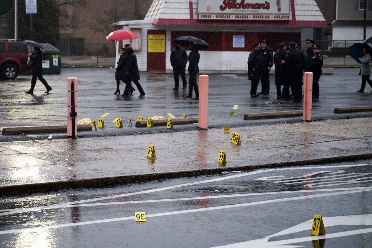 8 teens wounded by gunfire at Philadelphia bus stop in city's 4th ...