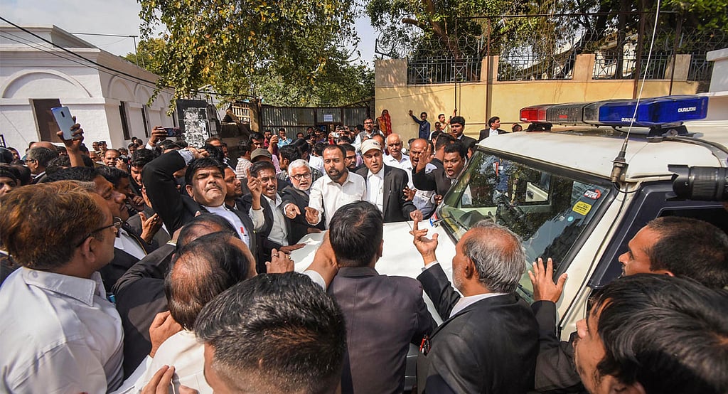 Transformer blast in Bihar court, 1 killed