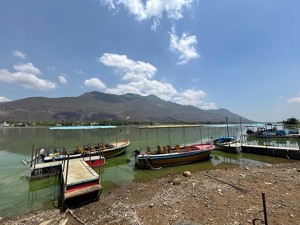 Poor infra & water quality hit tourism in Salem's Poolampatti