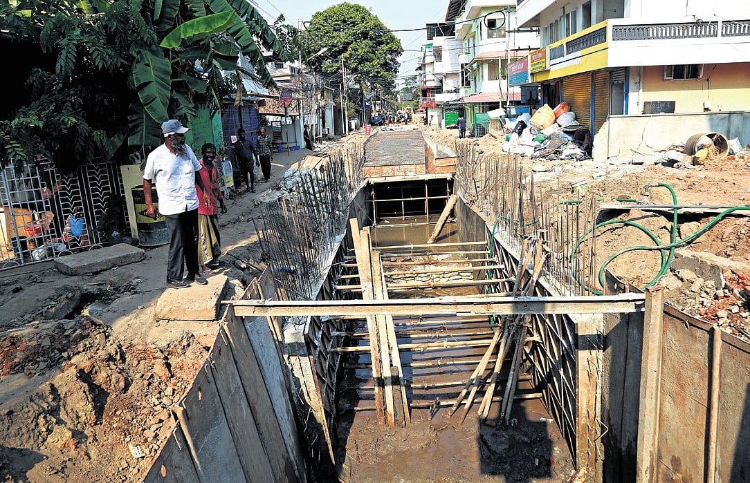 Work on Kammattipadam bund, Mullassery canal in Kerala to be expedited