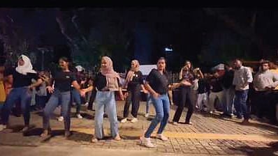 Flash mob performance by engg students of Attingal college lights up ...
