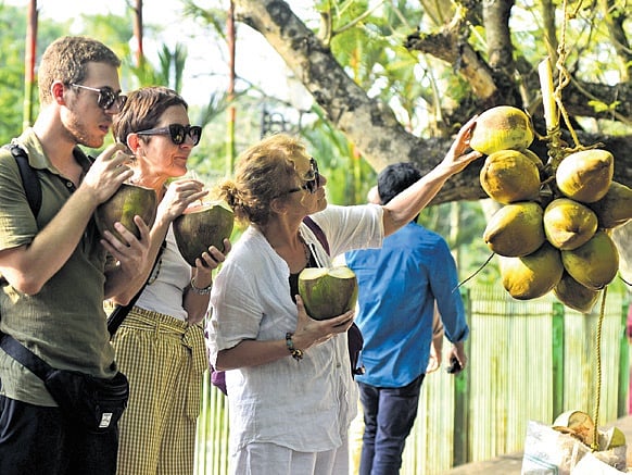 Extreme heat plays spoilsport, domestic tourists not warming up to ...