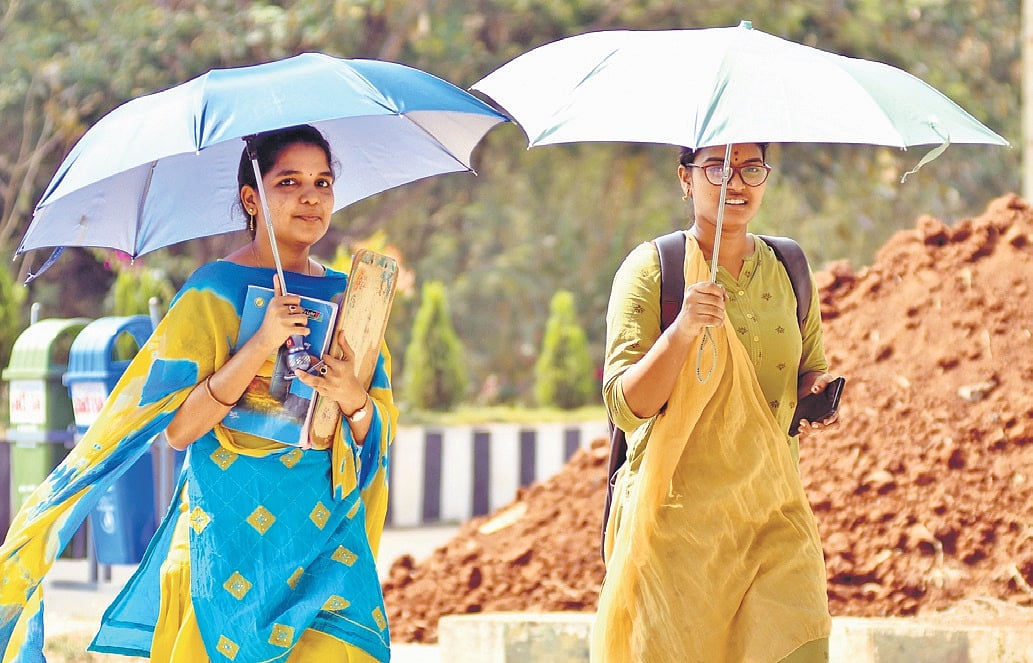APSDMA issues heatwave alert in 93 mandals today