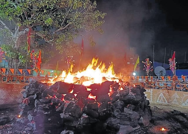 Odisha: Devotees throng Talcher for 9-day Hingula yatra