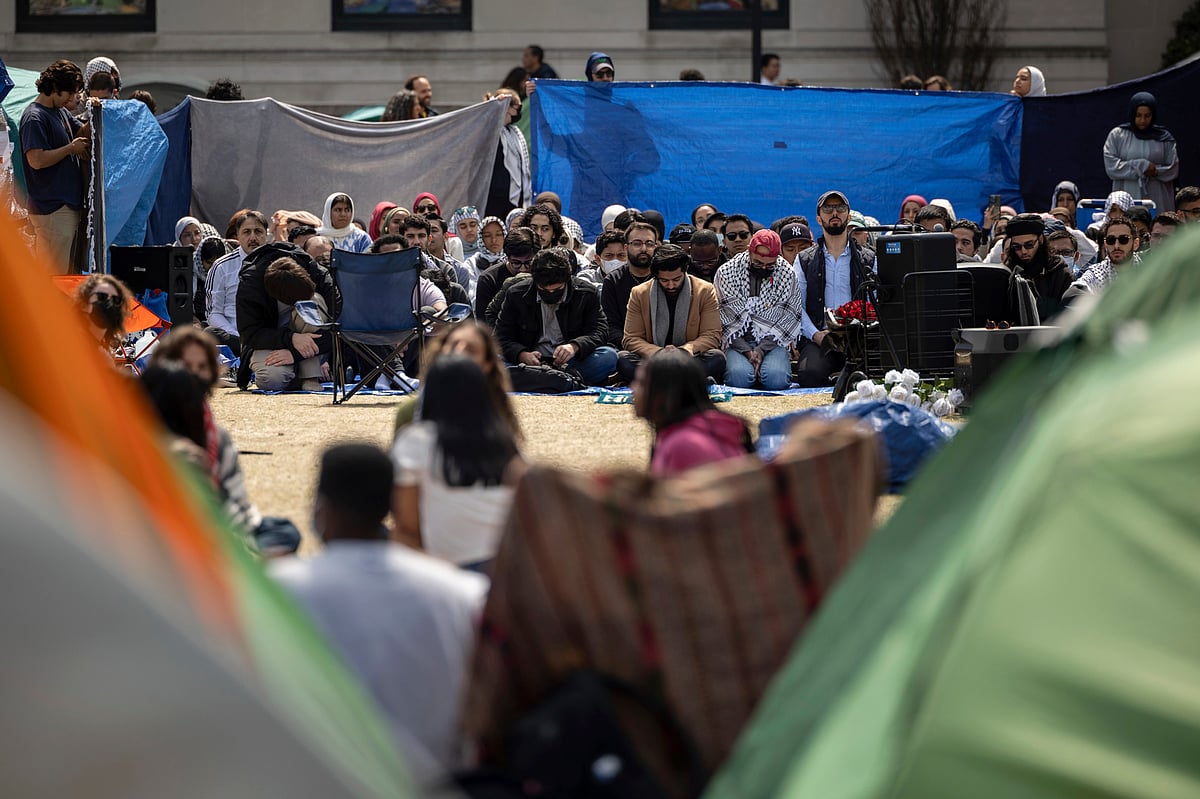US anti-war student protesters dig in as faculties condemn university ...