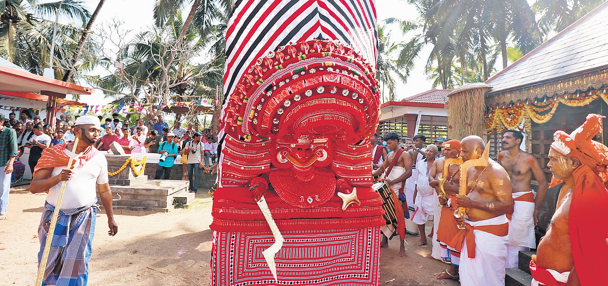 Kerala: A Theyyam that begins with azan…