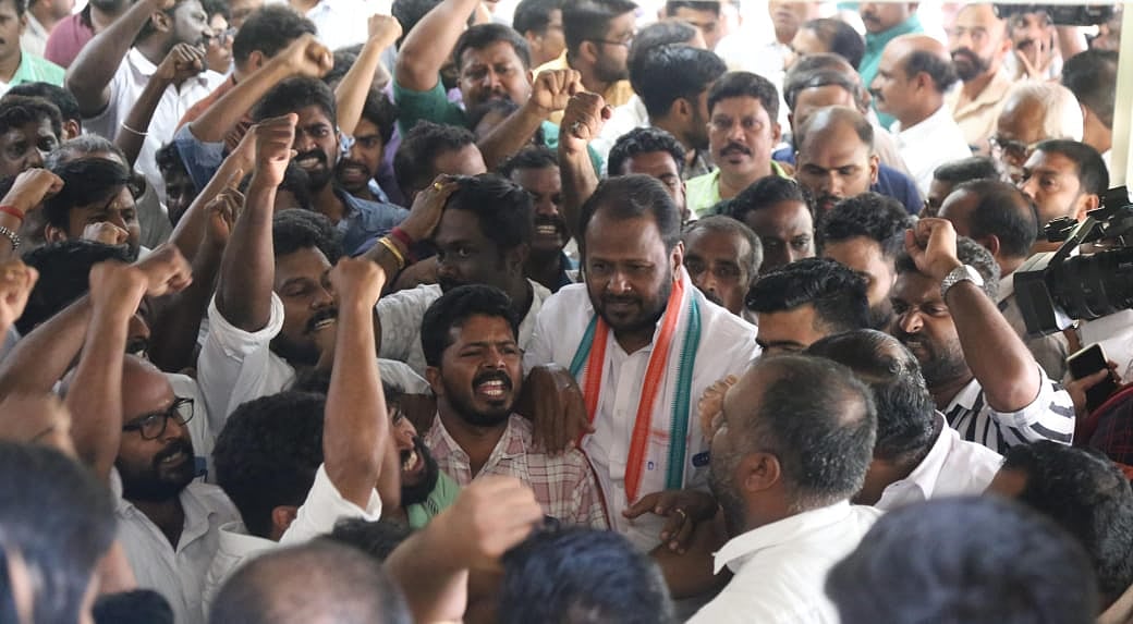 Thrissur Congress leaders step down amid internal fights post-election ...