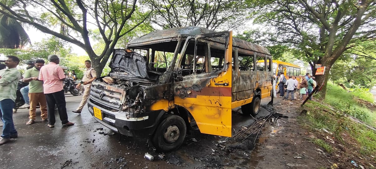 School bus catches fire near Kochi's Kundanoor; No injuries reported