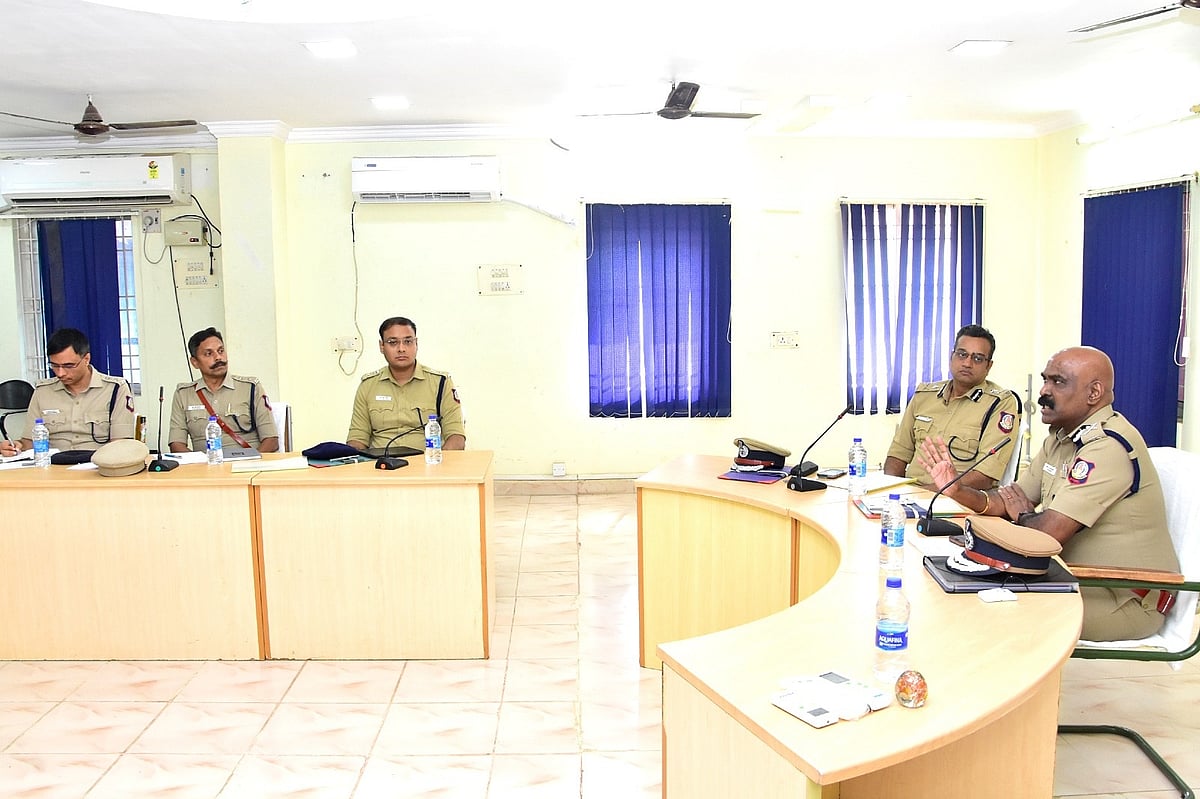 Treat complainants politely, act without bias, says Tamil Nadu ADGP
