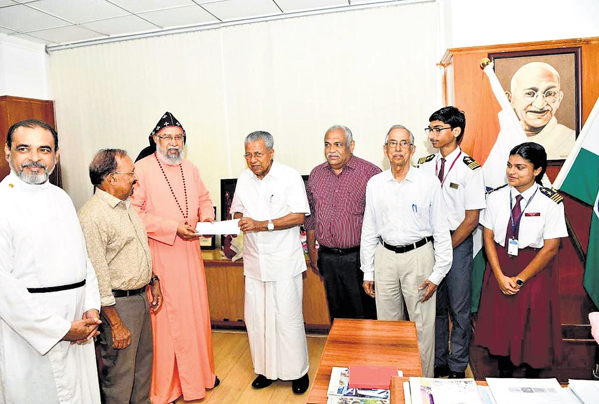 Marthoma Church Educational Society donates Rs 10L to CMDRF