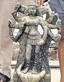 500-year-old stone statue of Goddess Durga found in Vellar River