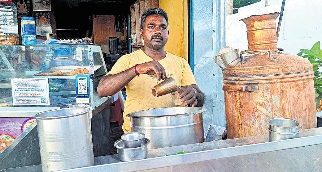 Pudukai tea party raises Rs 44K for Wayanad