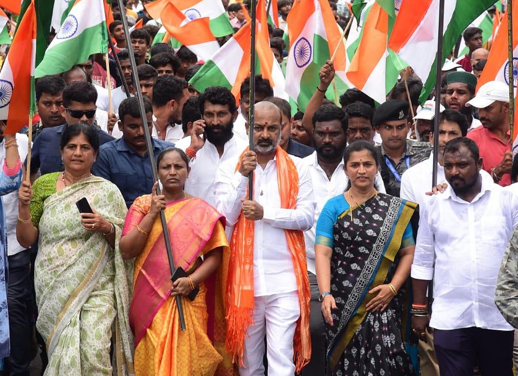 Rahul following China’s orders, mum on attacks against Hindus in ...