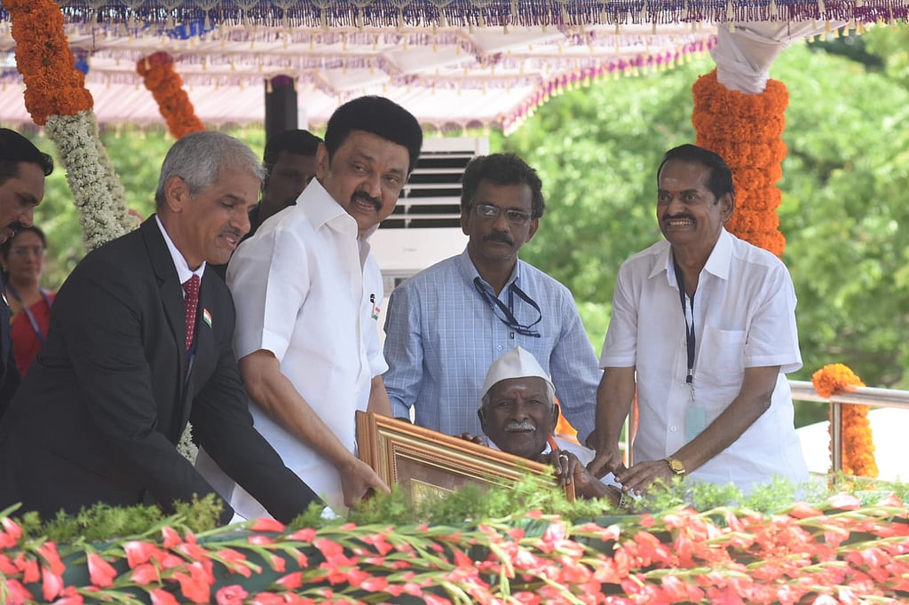 IN PICS | 78th Independence Day: TN chief minister M K Stalin hoists ...