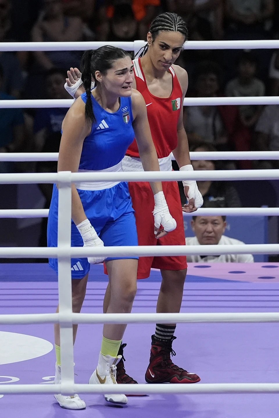 Who is Italian boxer Angela Carini and why did she quit her fight ...