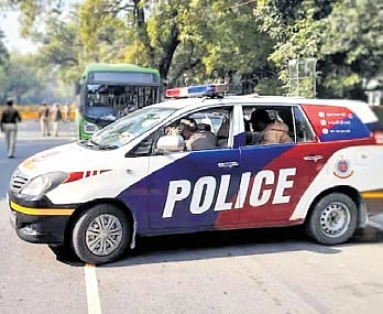 Robbery bid: 18-year-old on way to eatery stabbed to death in Delhi's ...