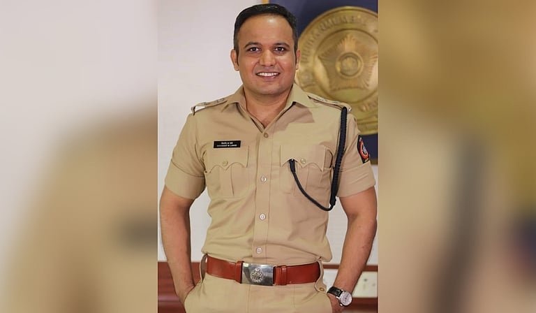 Bihar IPS officer Shivdeep Lande resigns from service, state's second ...